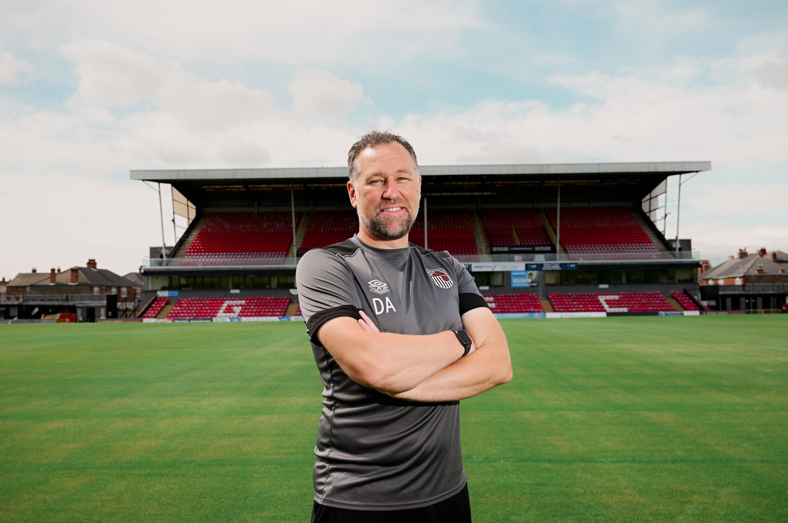 David Artell to remain at Grimsby Town until 2028 - Grimsby News - Gi Grimsby